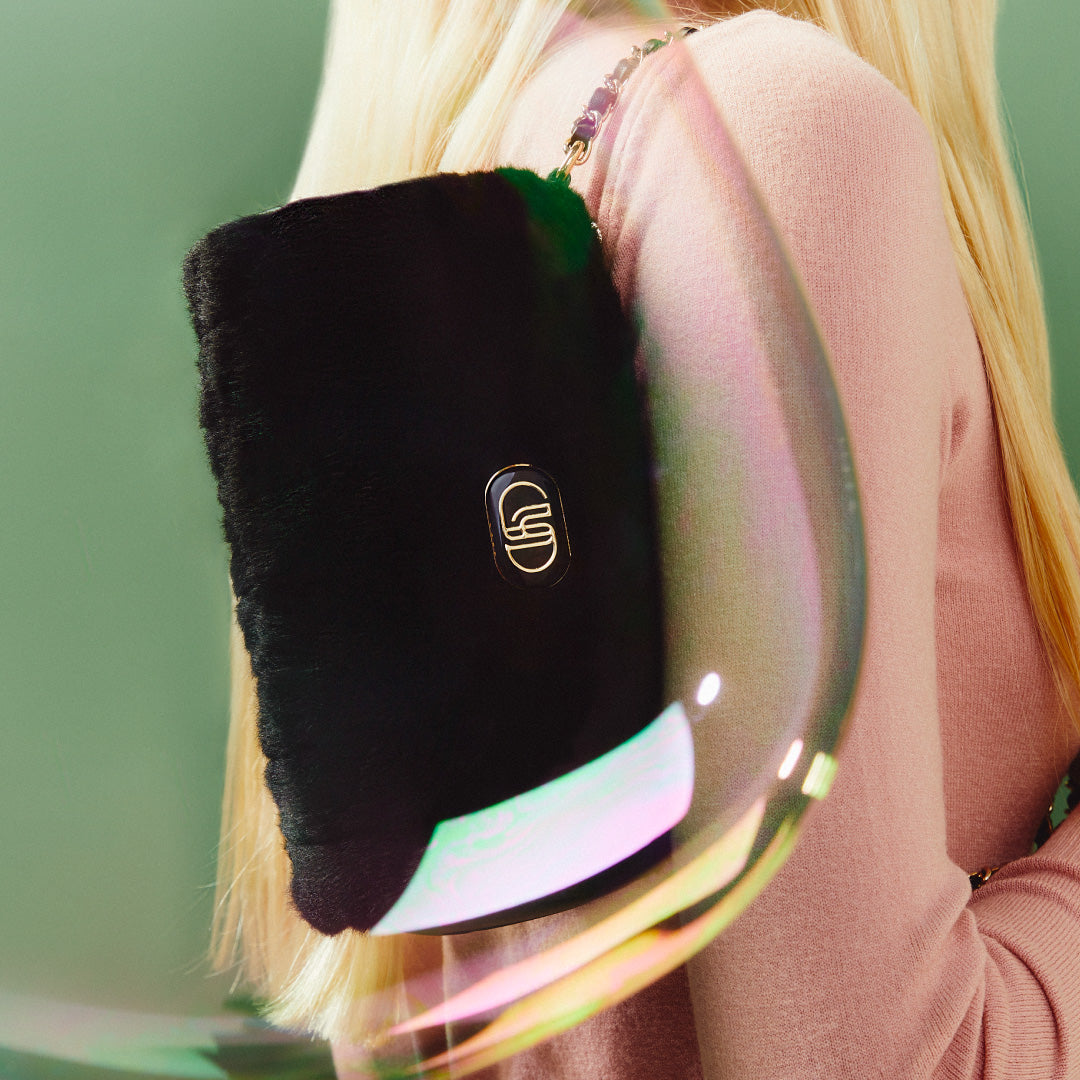 Lyn Infinite Collection กระเป๋า LYN Infinite ความคลาสสิคที่มีระดับ